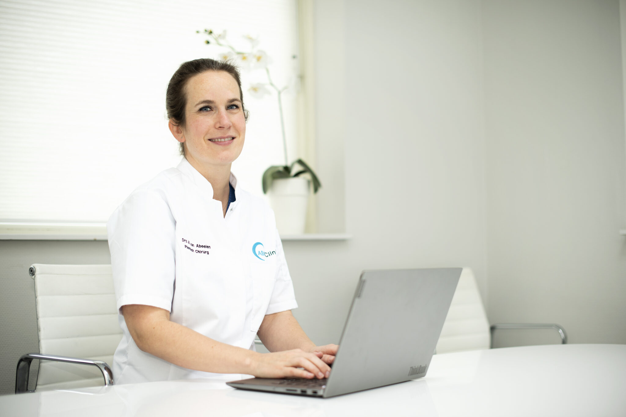 Video-consult ooglidcorrectie met plastisch chirurg