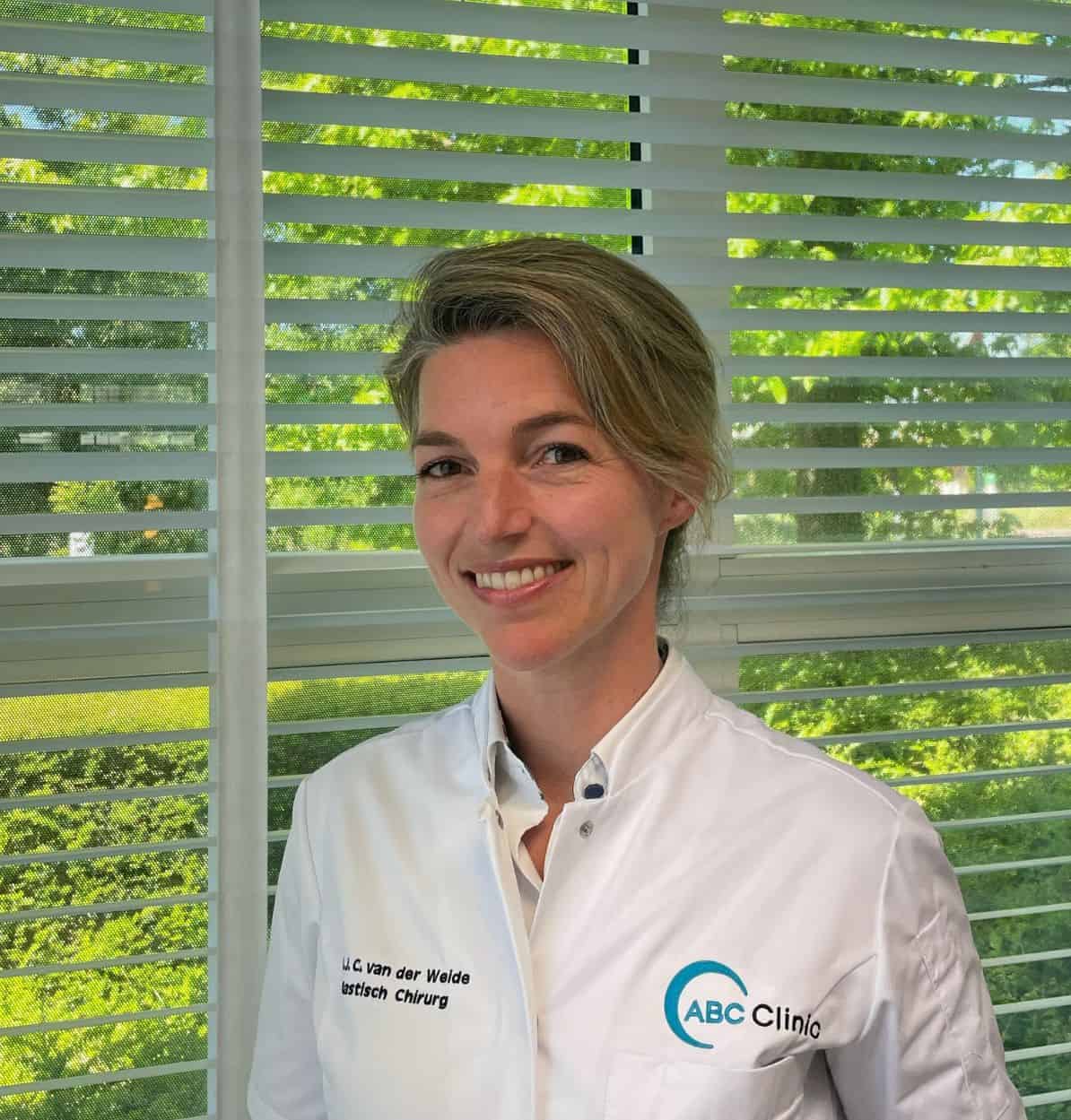 Annette van der Weide 2023 | Plastisch chirurg | ABC Clinic